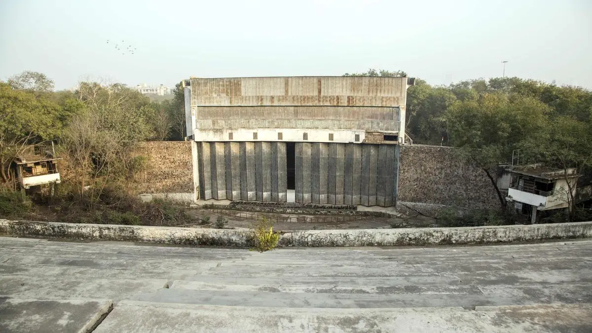 An exhibition on how India imagined theatre in the post-Independence ...