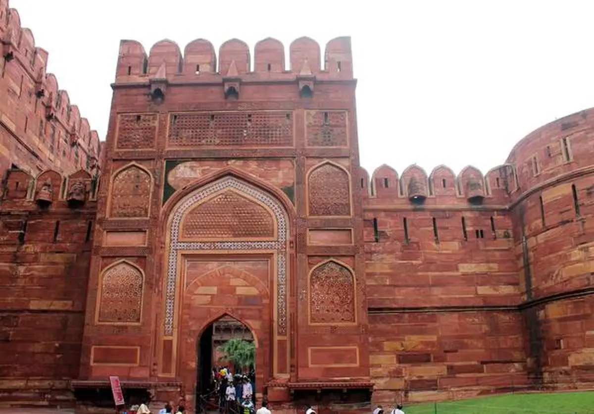 Architectural splendour - Frontline