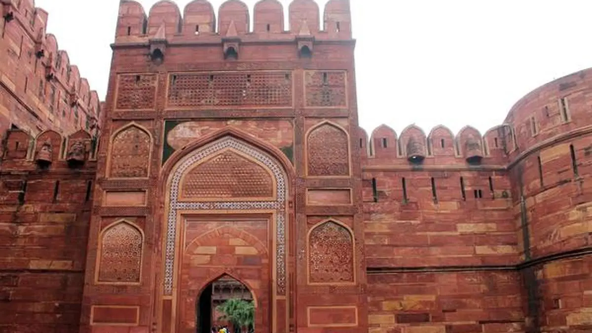 Mughal bastion - Frontline