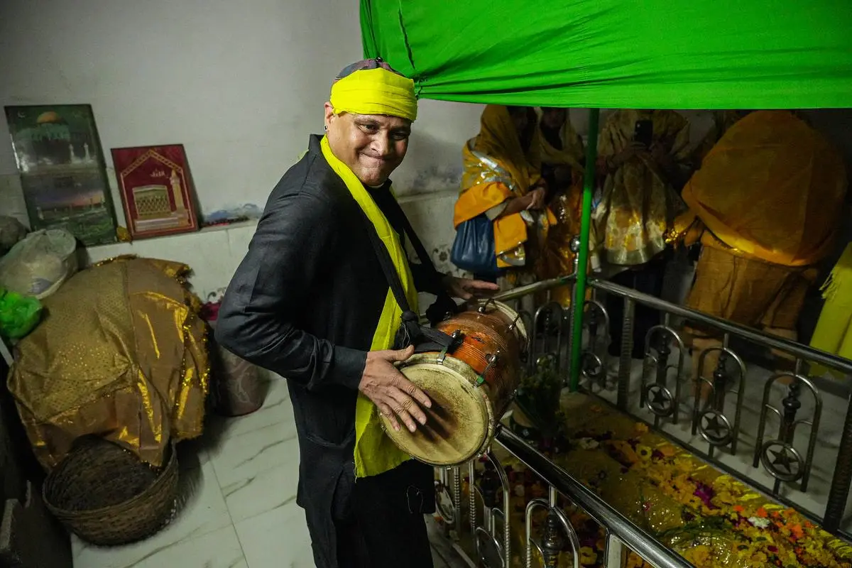 Photo Essay | Spring in the step: Celebrating Basant Panchami at Delhi ...