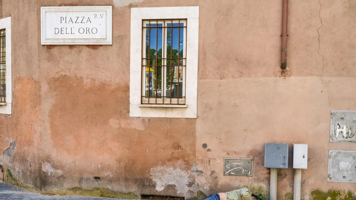 Book Review: Jhumpa Lahiri’s ‘Roman Stories’ have impeccable pieces of ...