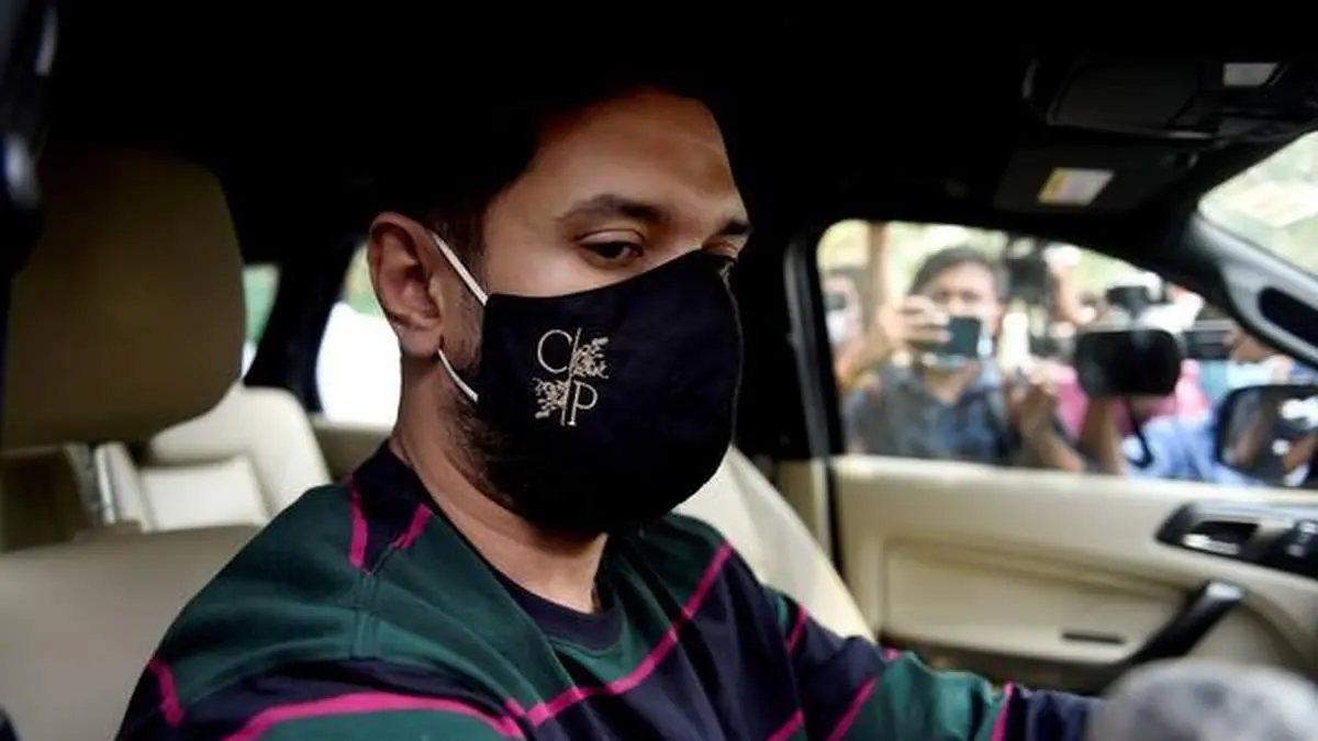 Five LJP MPs to form separate group in Lok Sabha, leaving Chirag Paswan ...