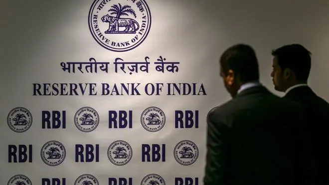 Rupee Fall 2025: RBI’s Silence Amid Trump’s Trade War - Frontline