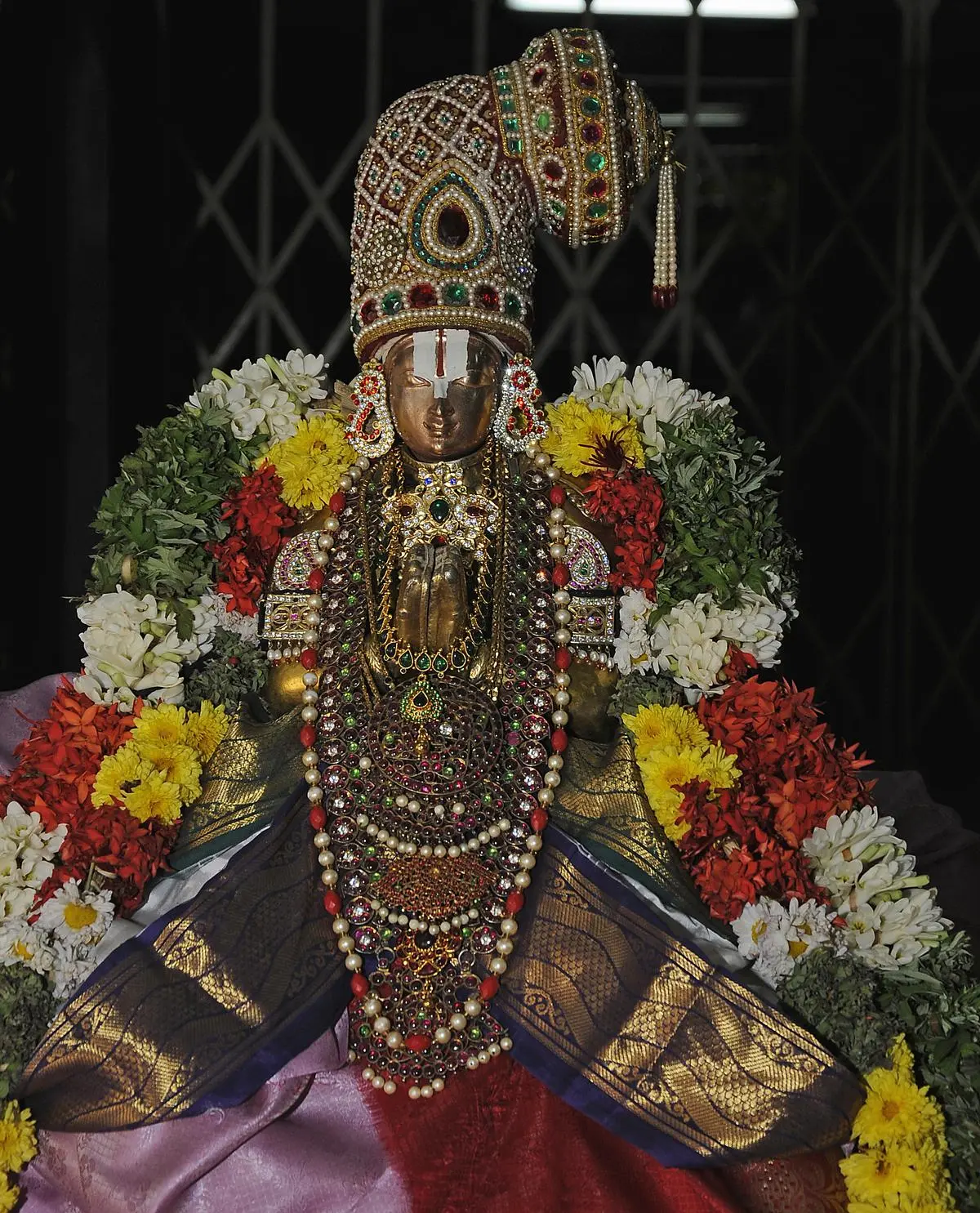 Struck by wonder - Frontline