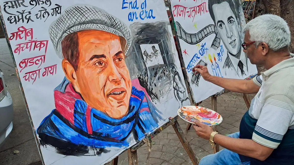 Remembering Dharmendra: The Many Faces of Bollywood’s He-Man - Frontline