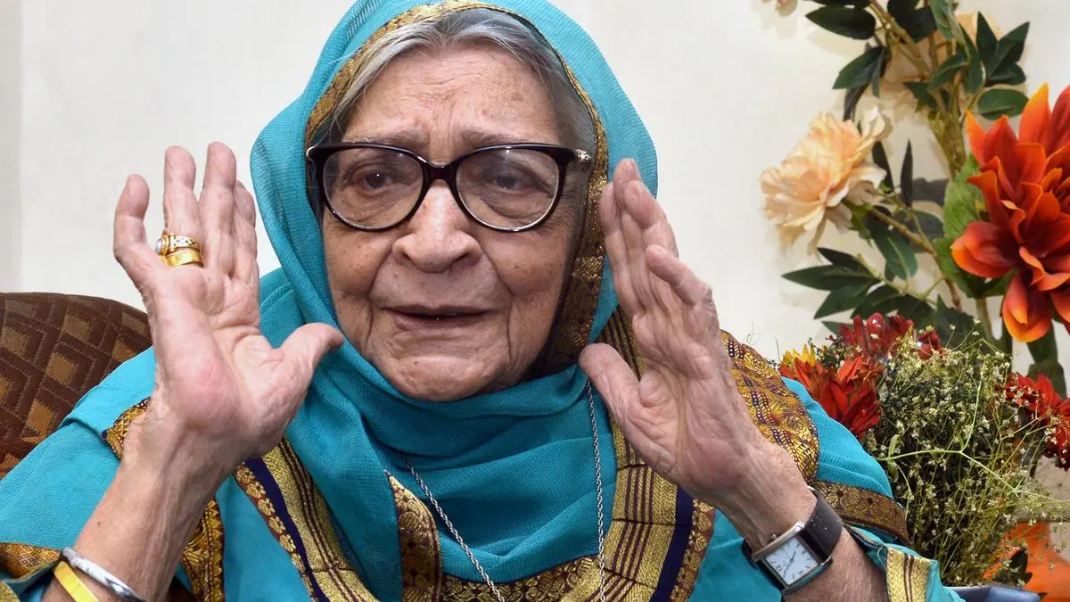 Krishna Sobti: A Literary Rebel Who Shattered Conventions and Redefined ...