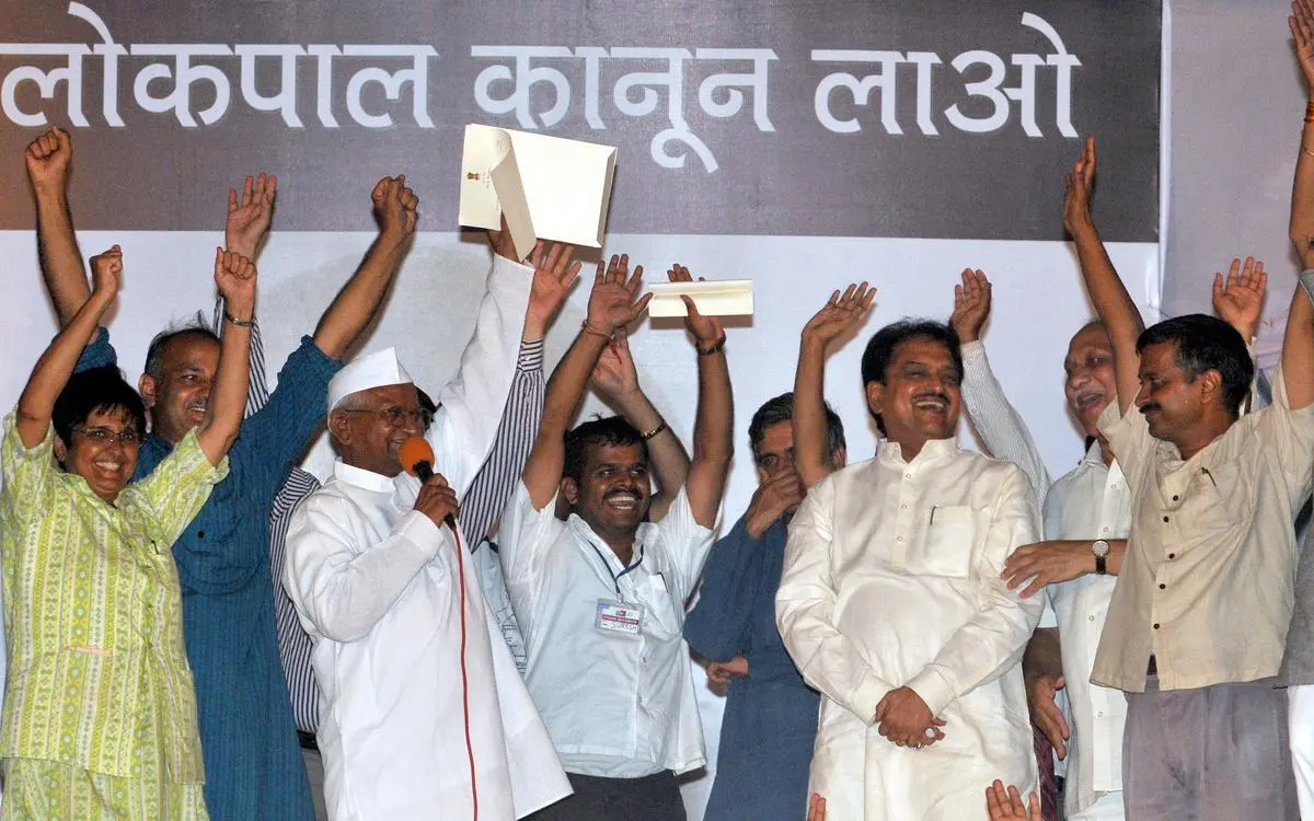 Frontline at 40 | Revisiting Evocative Moments through Photos - Frontline