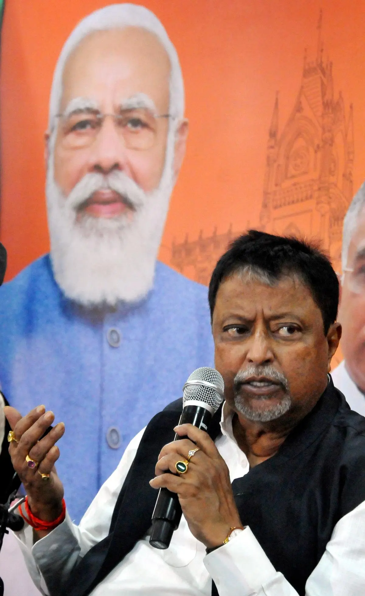 Mukul Roy, who returned to the Trinamool in 2021, now says he never ...