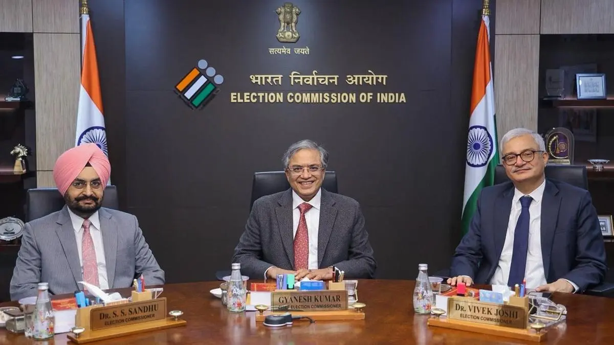 Election Commission Bias in West Bengal Polls 2026? - Frontline