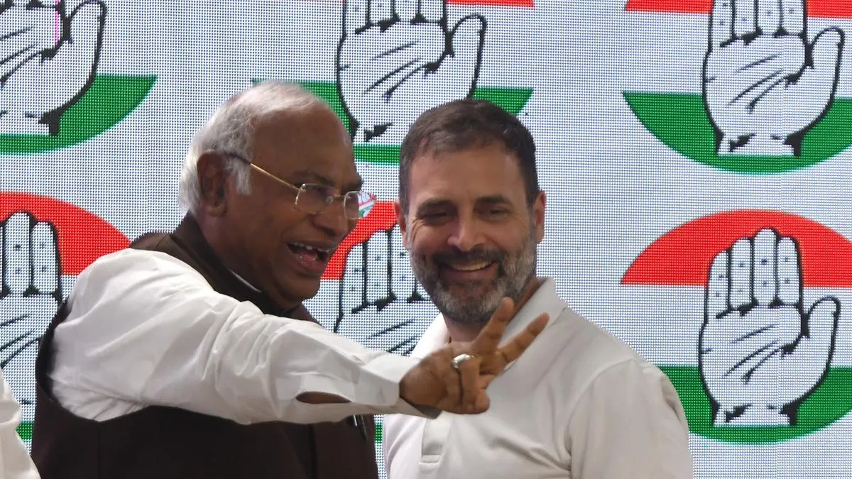 SC stay on Rahul Gandhi’s conviction in ‘Modi’ surname case puts BJP on the defensive - Frontline