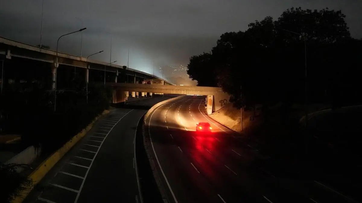 US Strikes Venezuela, Triggering Caracas Explosions and a Dangerous ...