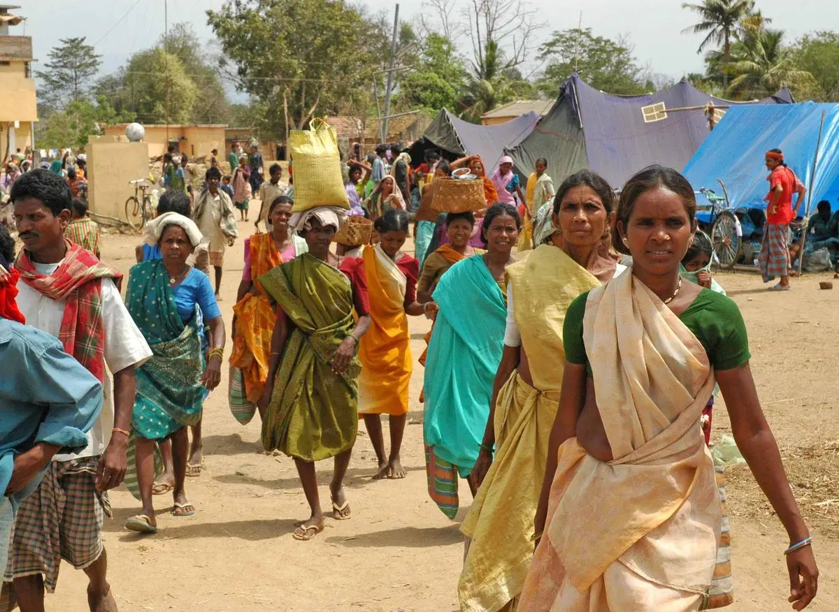 ‘Land, Guns, Caste, Woman’ by Gita Ramaswamy showcases a fearless activist - Frontline