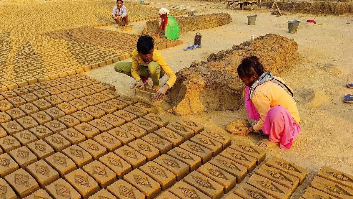 Independence Day 2025: Red Fort Honour, But Bonded Labour Still Thrives ...