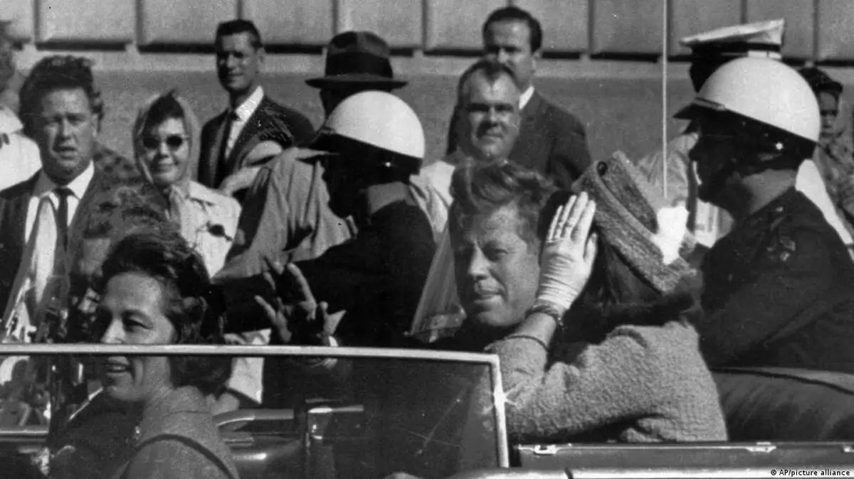 50 Years Of US Presidential Assassinations And Attempts - Frontline