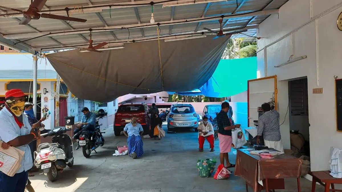 Kerala starts free food grain supply; seeks a month’s salary from ...