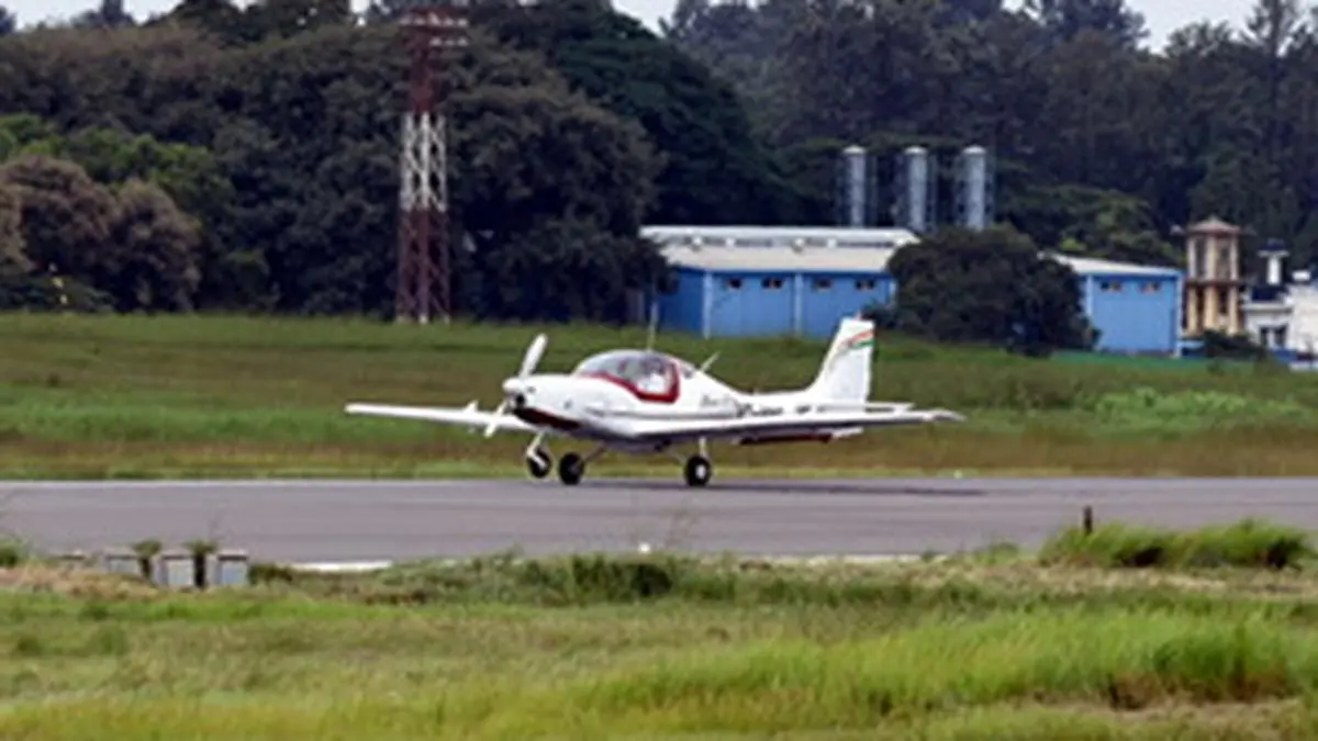 Hansa-NG, the National Aerospace Laboratories’ twin-seater trainer ...