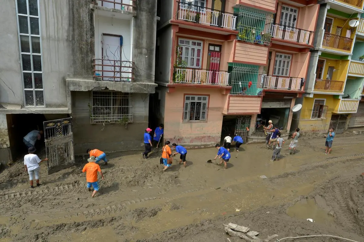 Hydropower projects on the Teesta have weakened the topography of ...