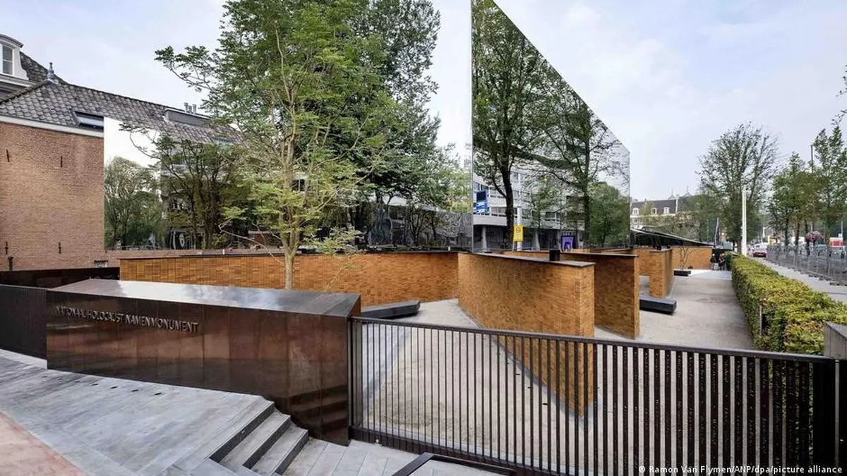 Dutch Holocaust memorial opens after end of legal deadlock - Frontline
