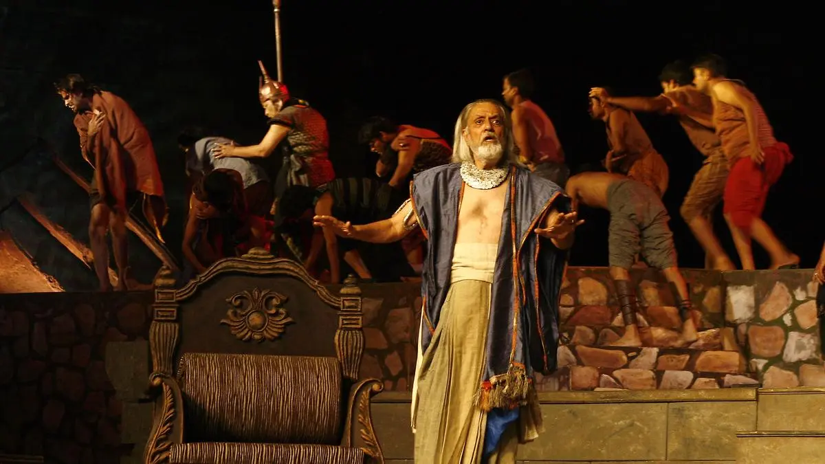 1953: ‘Andha Yug’ by Dharamvir Bharati, and Theatre of Roots - Frontline