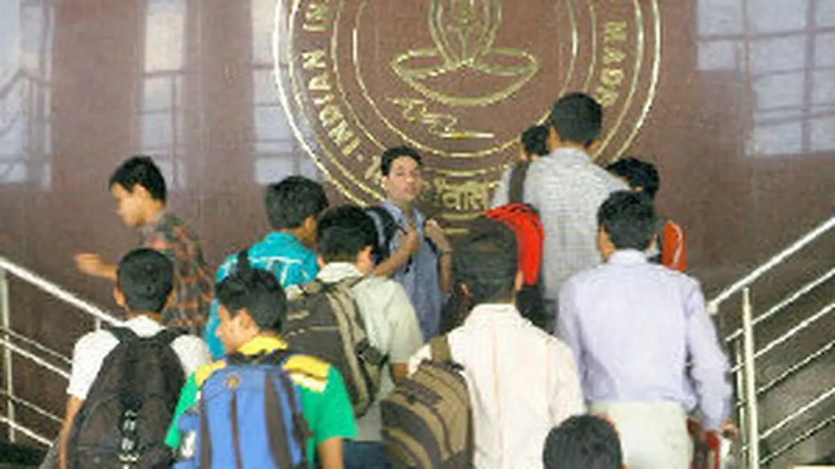 Campus protest - Frontline