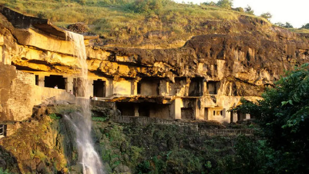 Soaring spirit - Frontline