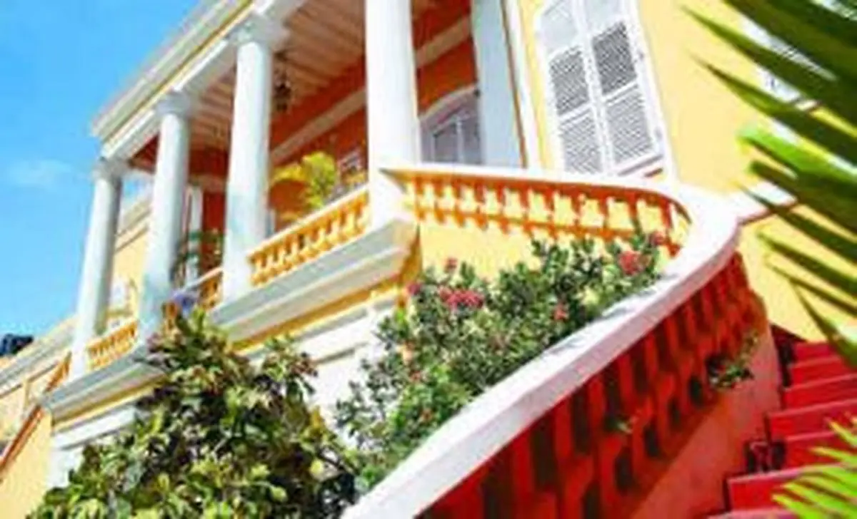 French window - Frontline