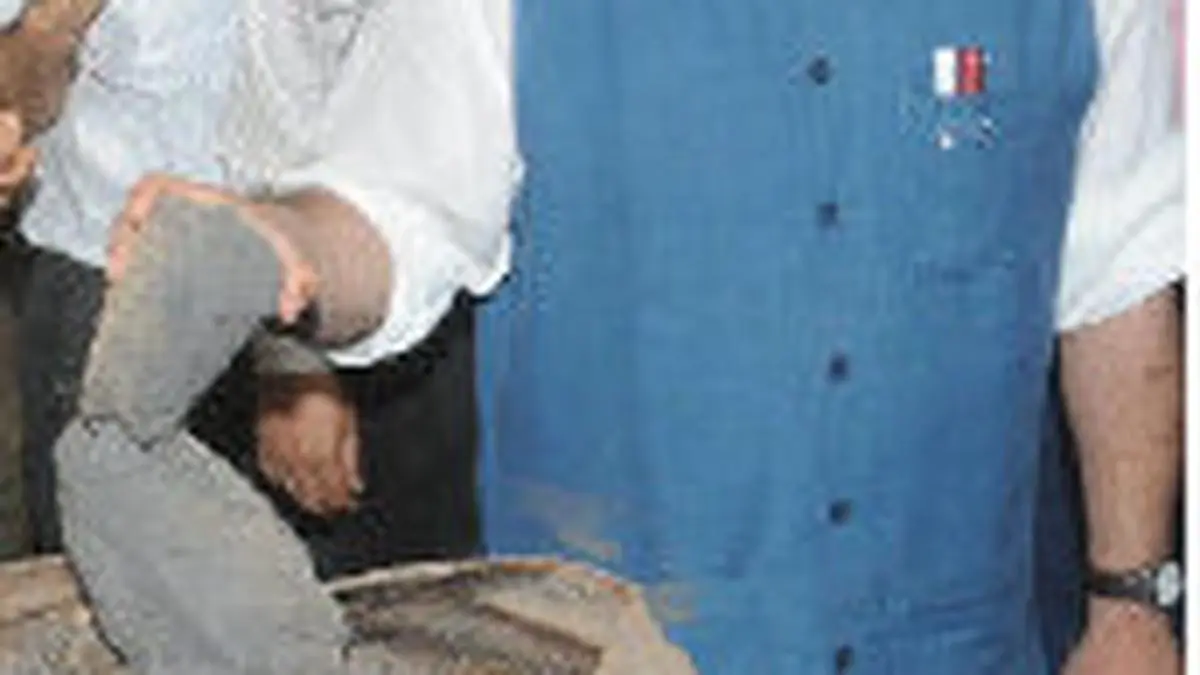 Disaster tourism - Frontline