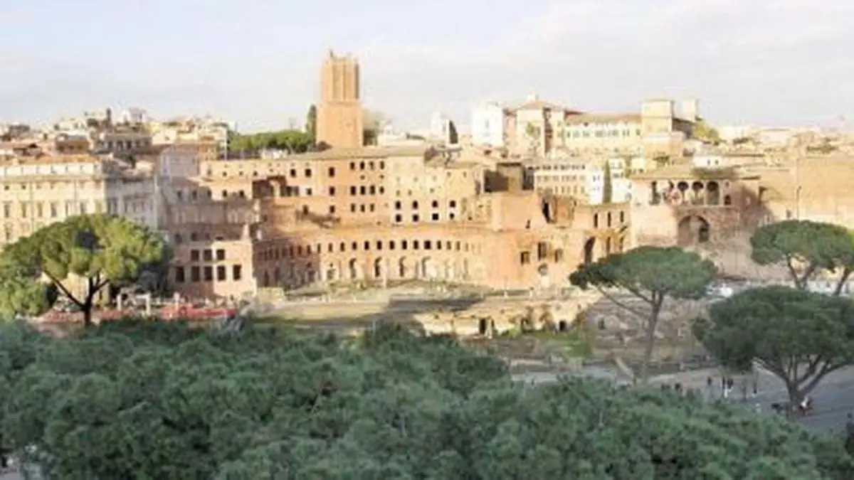 Rome and ruins - Frontline