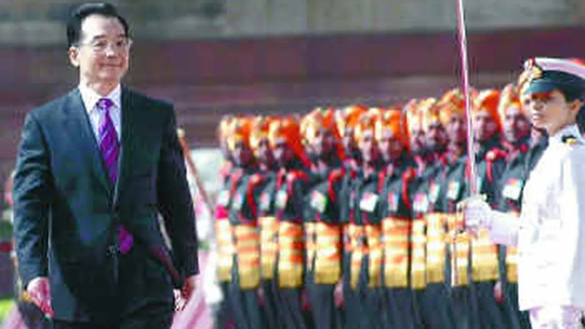 Cautious steps - Frontline