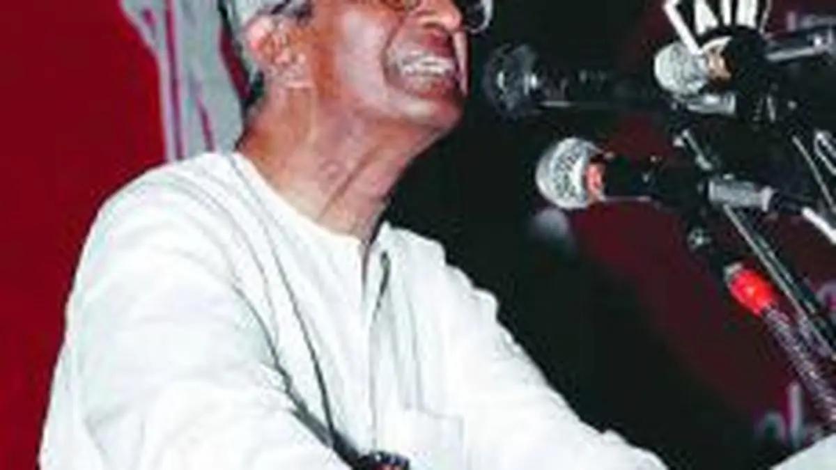 The love song of Ashok Mitra - Frontline