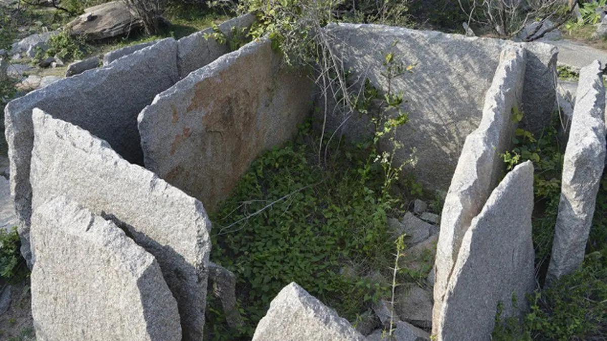 Megalithic wonder - Frontline