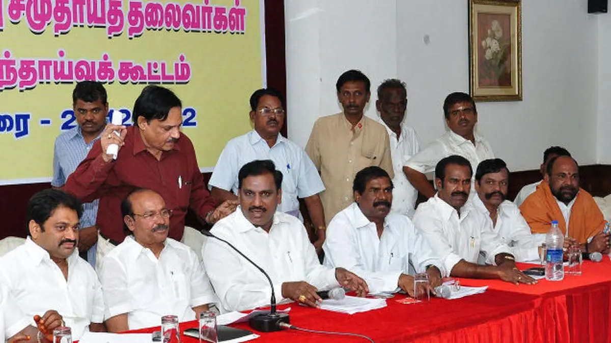 Sectarian poison - Frontline