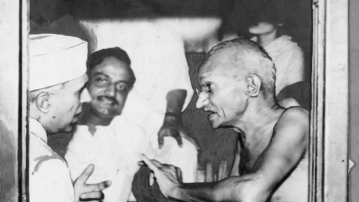 EMS on the legacy of Gandhi and Nehru - Frontline