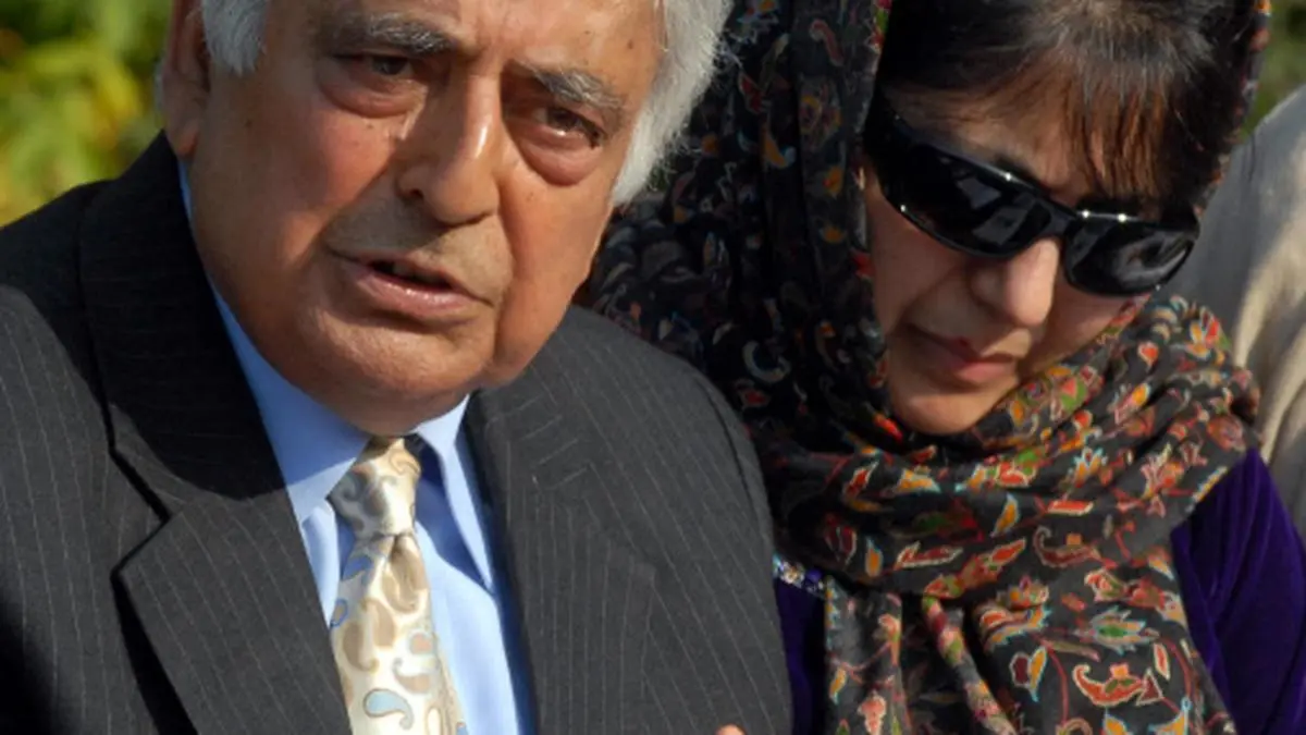 Mufti Mohammed Sayeed: A bridge to the Valley - Frontline