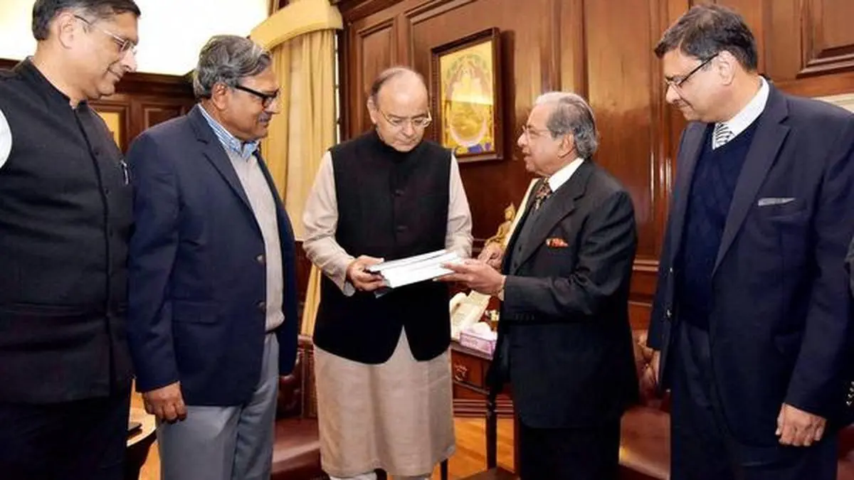 Fiscal hawks, flying blind? - Frontline