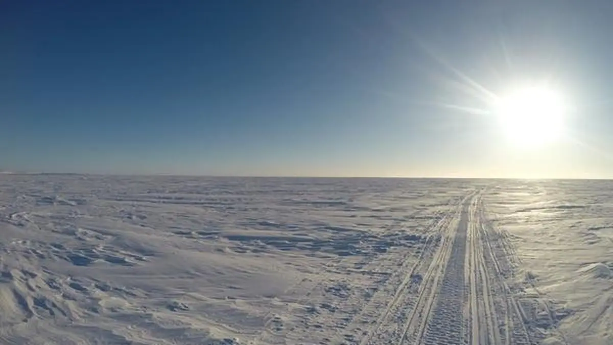 On thin ice in the arctic - Frontline