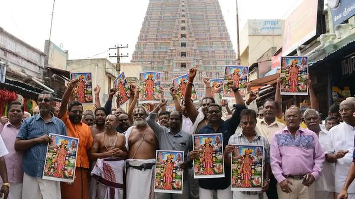 In the name of Andal - Frontline