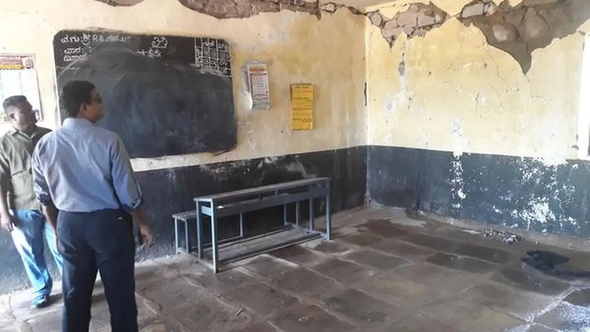 Failing the education sector - Frontline