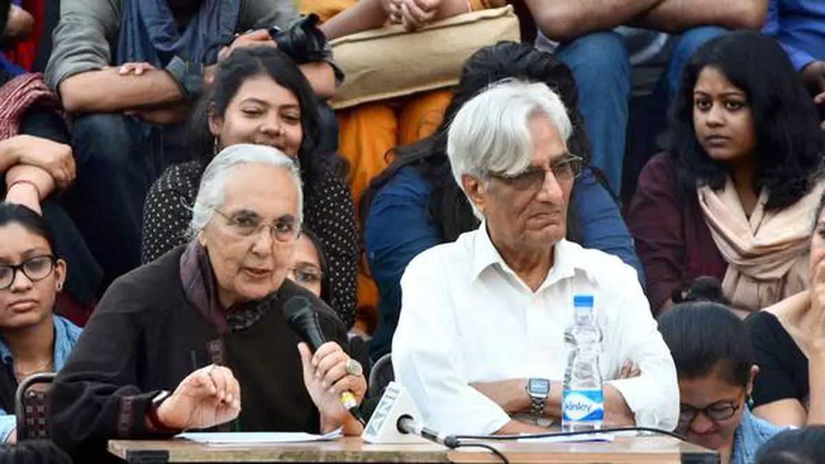 Noted historians and scholars use webinars to dispel myths about ...