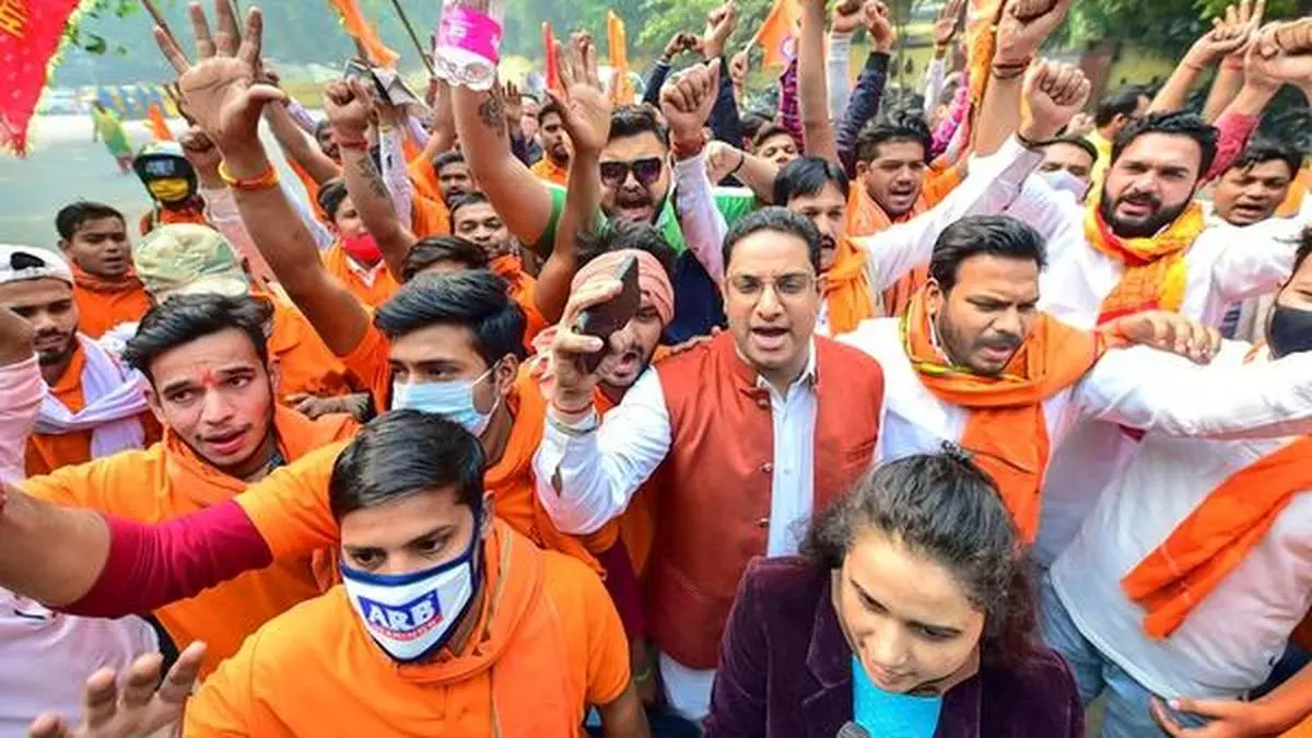 Imaginary enemies - Frontline